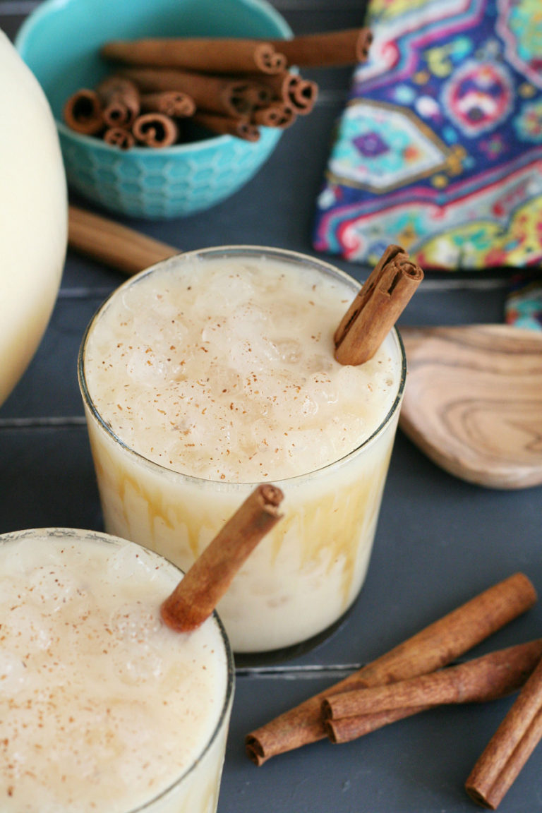 Creamy Caramel Horchata Cocktails
